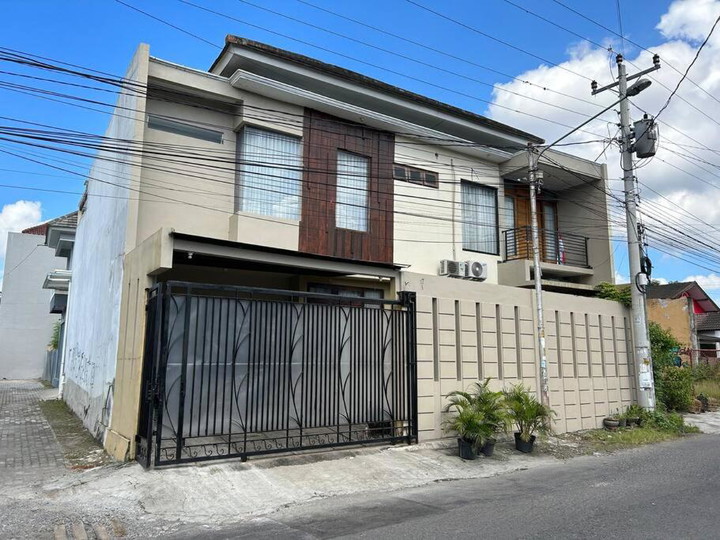Guest House Difi Timoho - ジョクジャカルタ
