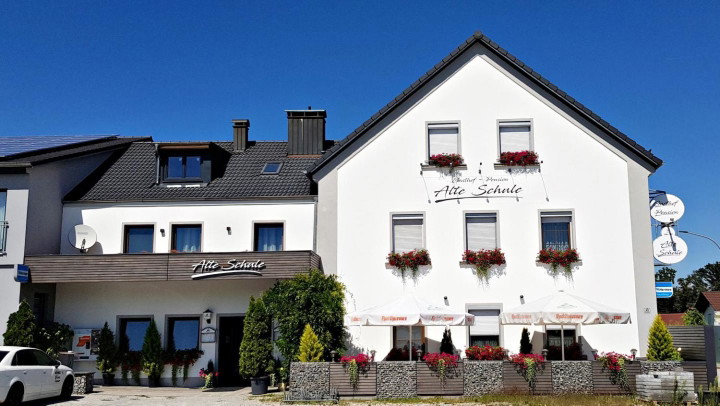Gasthof Pension Alte Schule - Passau