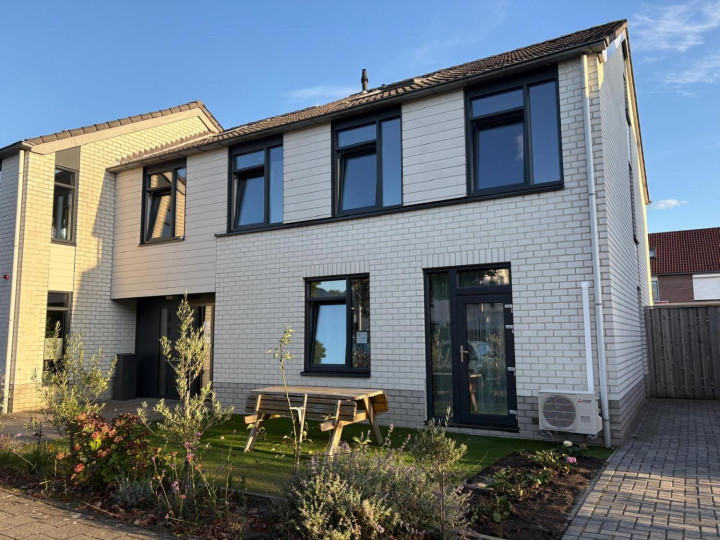 Boterbloem Bed En Brood - Slagharen