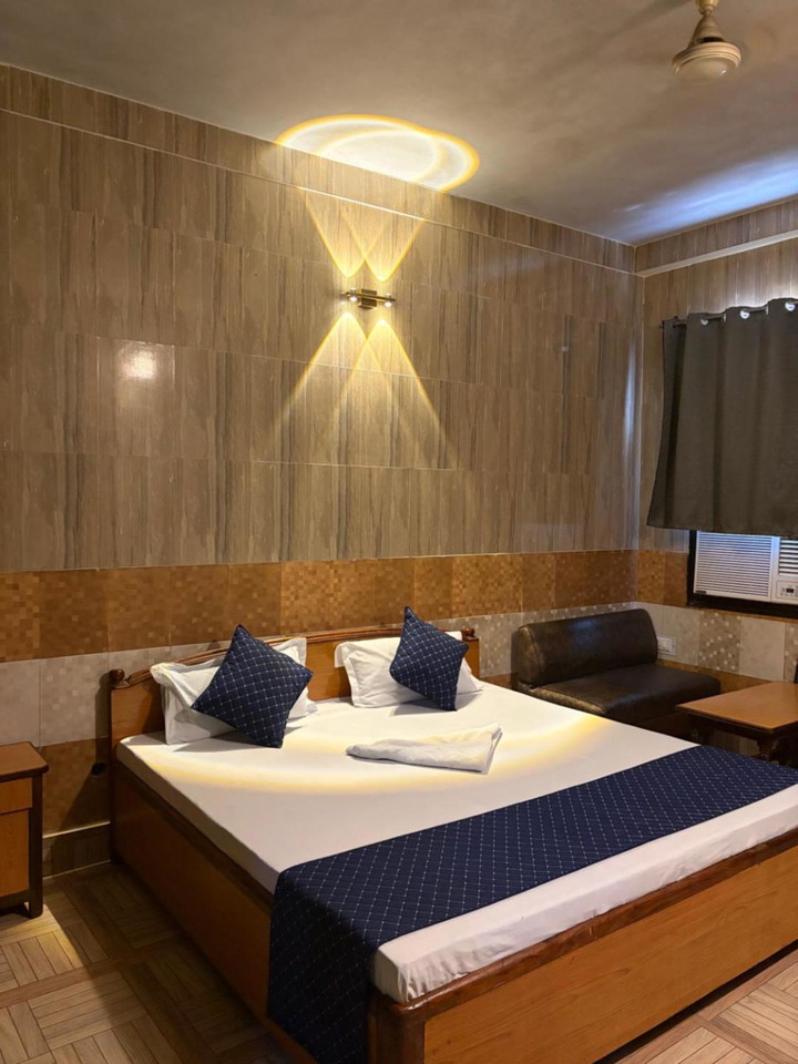 Hotel Gangotri - Tanakpur