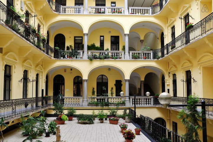 Charming Art Deco Flat - Budapest