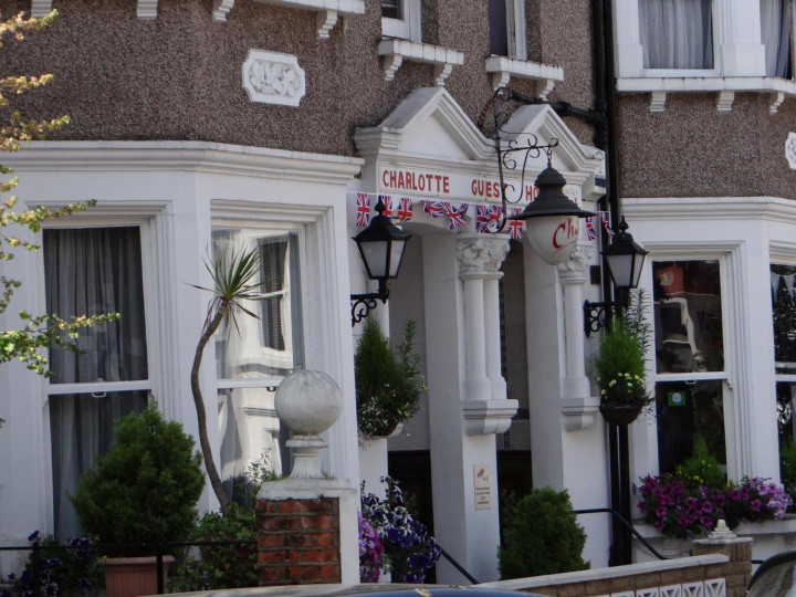 Charlotte Guest House - Fulham