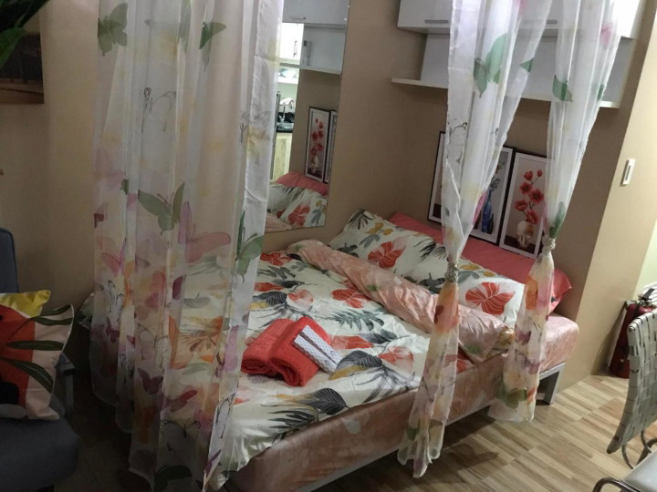 Cosy Studio With Balcony 100mbps And Netflix - Taguig