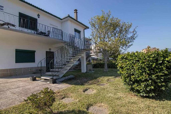 Casa Mió Localizada Em Pleno Centro Histórico - Arcos de Valdevez