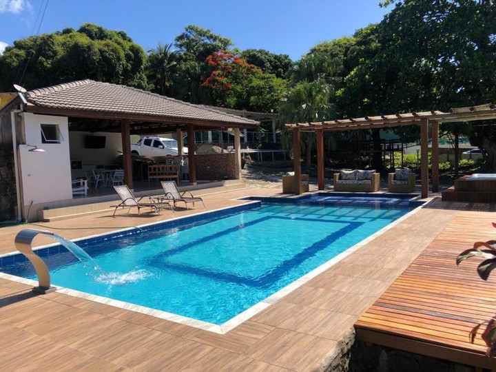 Veloso Casa Amarela - Ilhabela