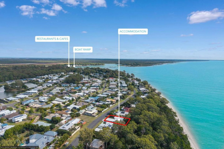 Absolute Beachfront Retreat - Private Beach Toogoom - Toogoom