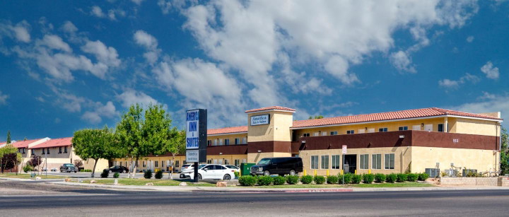 America Inn & Suites - Ridgecrest, CA