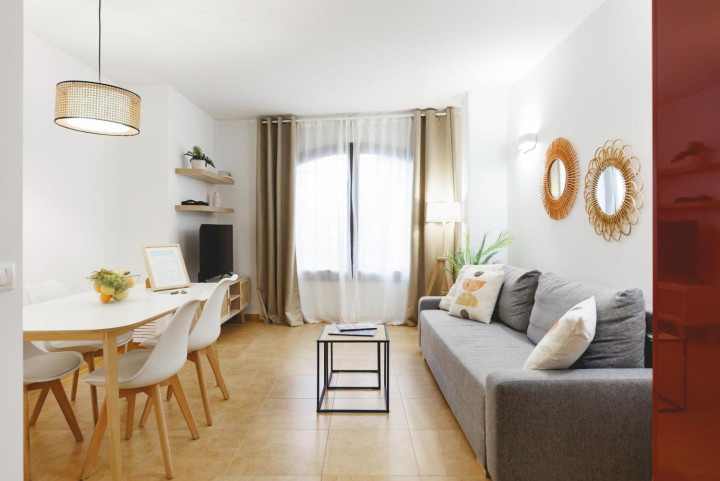 Bravissimo Plaça Catalunya, 2-bedroom Apartment With Terrace - Gérone, Espagne