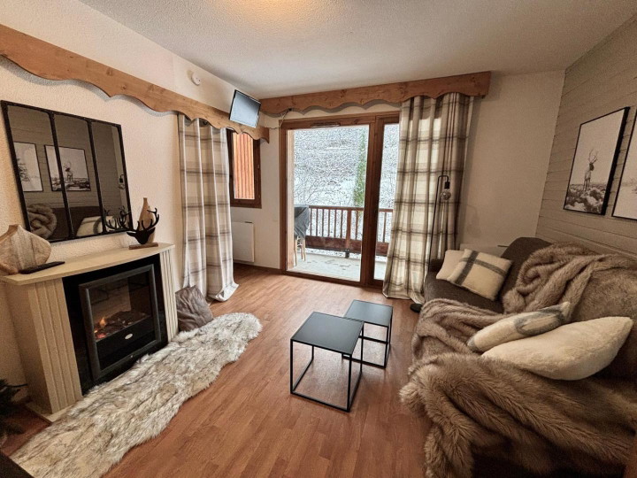 Appartement Chaleureux Au Ski Avec Piscine - Valmeinier