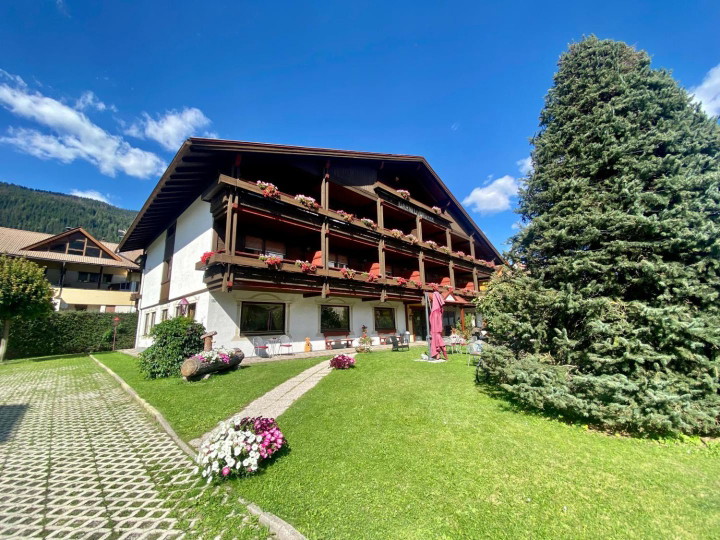 Hotel Garni Living - Valle di Casies