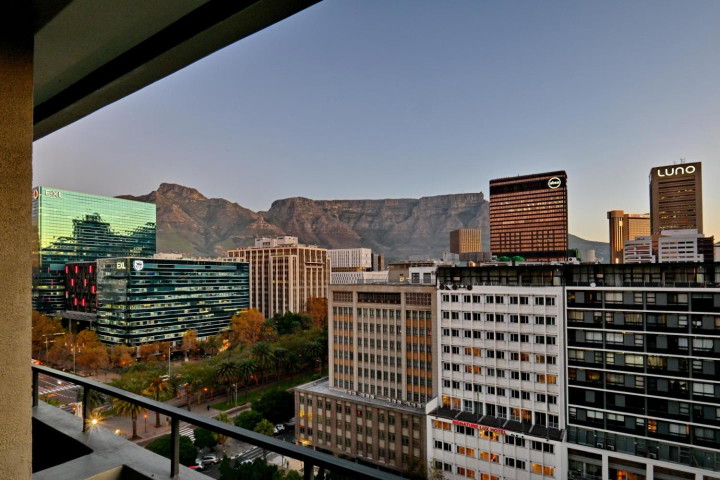 The Capetonian - Halal - Claremont, Cape Town, South Africa