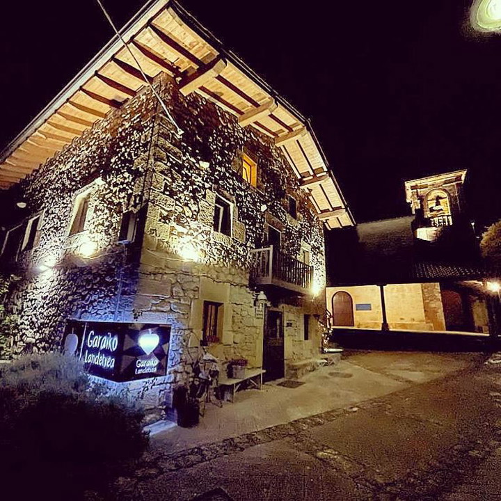Hotel Garaiko Landetxea - Elorrio