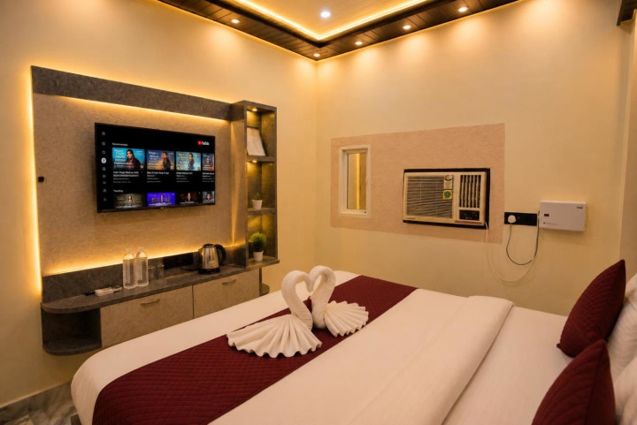 Hotel Plc Grand - Waranasi