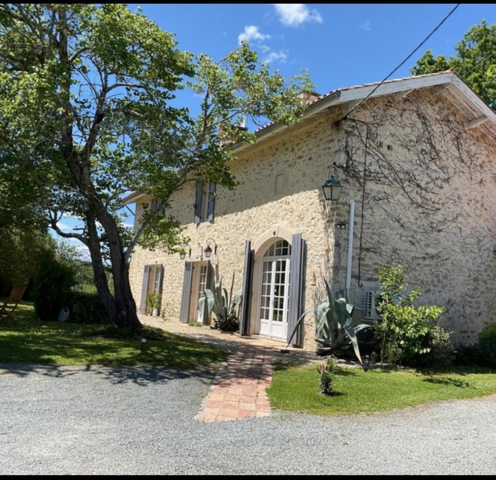 Maison En Pierre Cosy Chez Laëtitia - Bazas