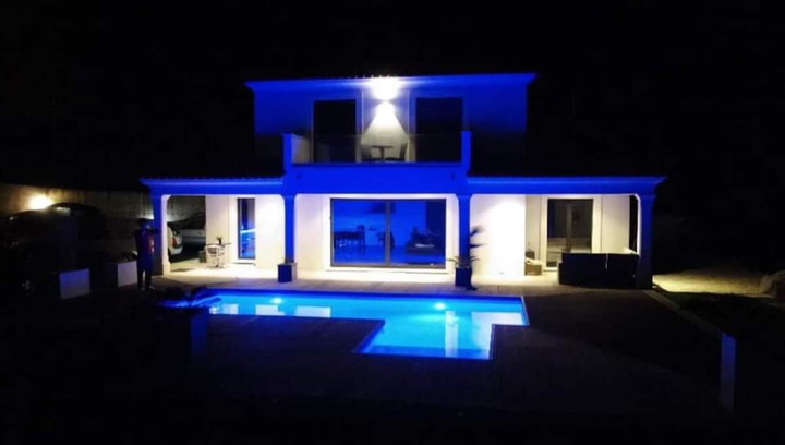 Suite 20m2 Dans Villa Piscine Jacuzzi - Nice