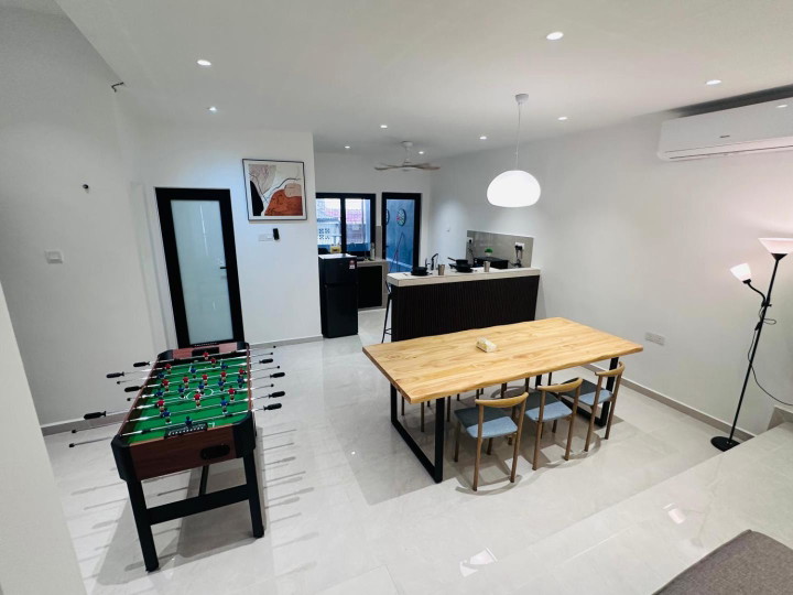 5 Min To Ksl Landed Fun House Pool 10 Pax -