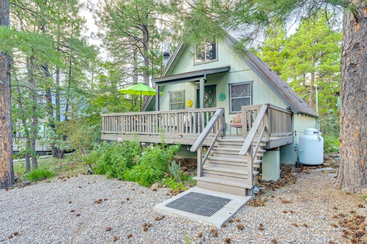 Deck & Grill: A-frame Cabin In Munds Park! - Arizona