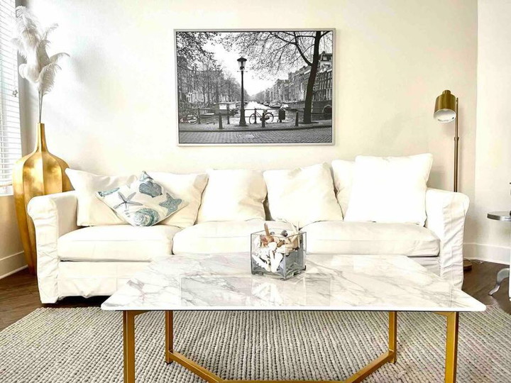 Spacious 2 Bedroom Venice Beach Villa - Los Angeles
