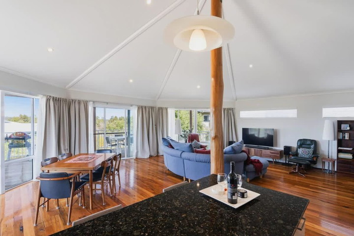 Peppy Harmony House - Coastal Calm On Geographe Bay - Bunbury