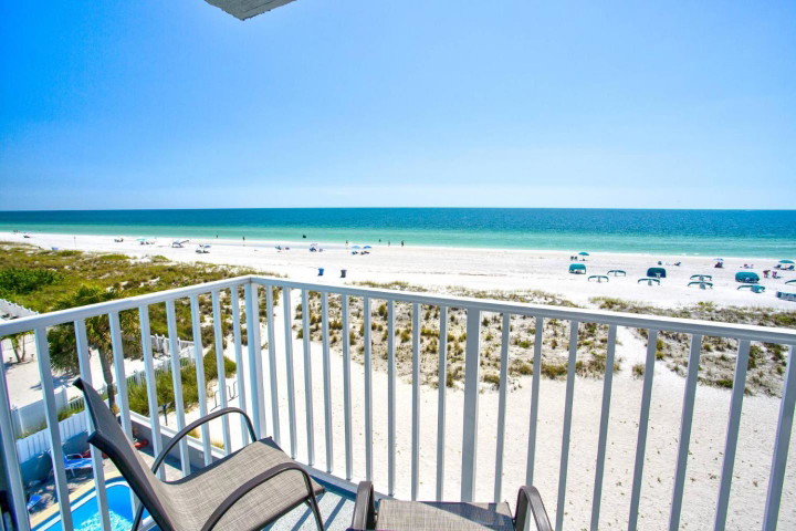 423 - Island Inn - Treasure Island, FL