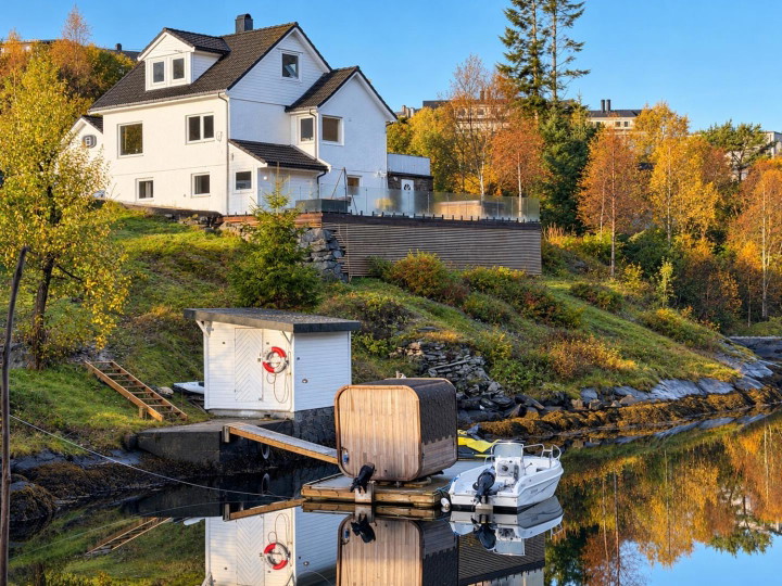 Aurora Bliss - Waterfront Jacuzzi & Sauna Near Bergen - Bergen