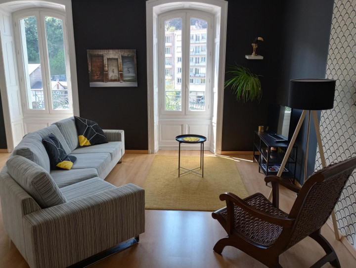 Tulle : Bel Appartement Lumineux En Centre Ville - Tulle
