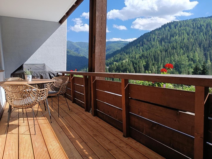 Bergkristall Ruhe Und Aussicht Auf 1100m - Kreischberg