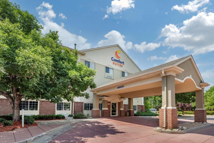 Comfort Suites Fort Collins Near University - Loveland, CO