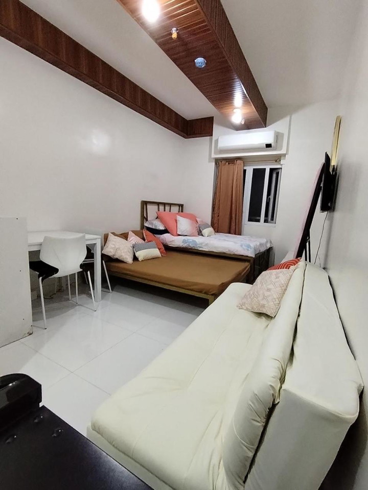 Quezon City Staycation Suites - Manila