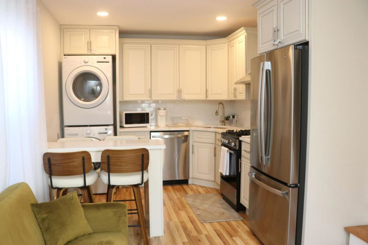 An Apartment For You To Relax - B - Oceanside, NY