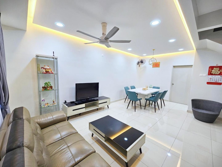 Entire Home At Indahpura, Kulai - Kulai
