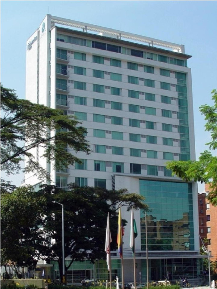 Novelty Suites Hotel - Oviedo Mall - Sabaneta