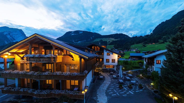 Hotel Alpenrose - Lech