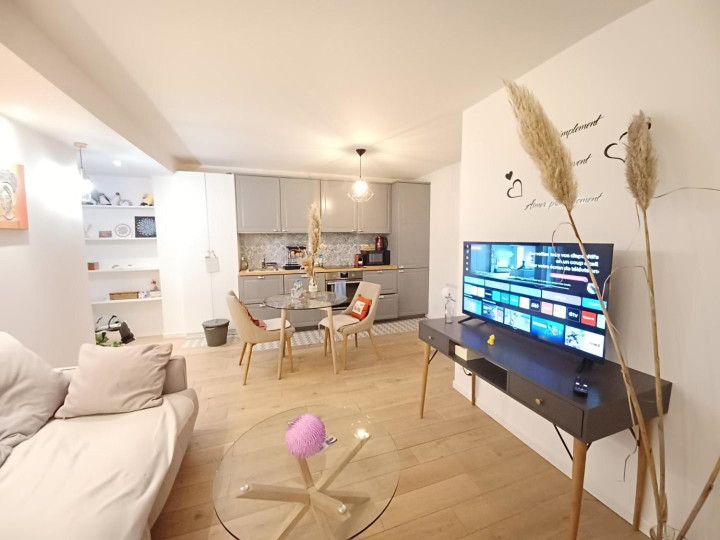 2 Beds, Modern Building, With Mobile Ac, Paris Expo, 7' Metro 2 Steps To Paris - Paris 7e Arrondissement