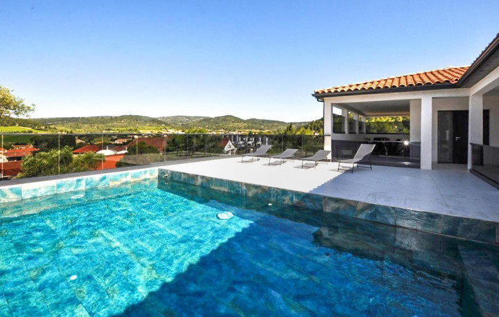 Villa Avec Piscine Privée - Gruissan