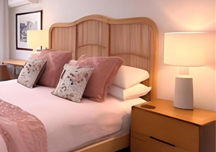 Between The City And The Sea W/ King Size Bed - Perth