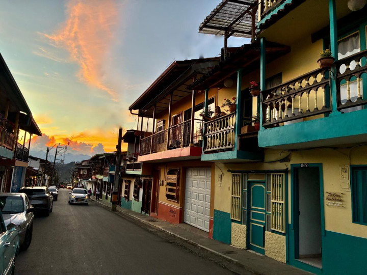 La Casa Del Pueblo - Andes