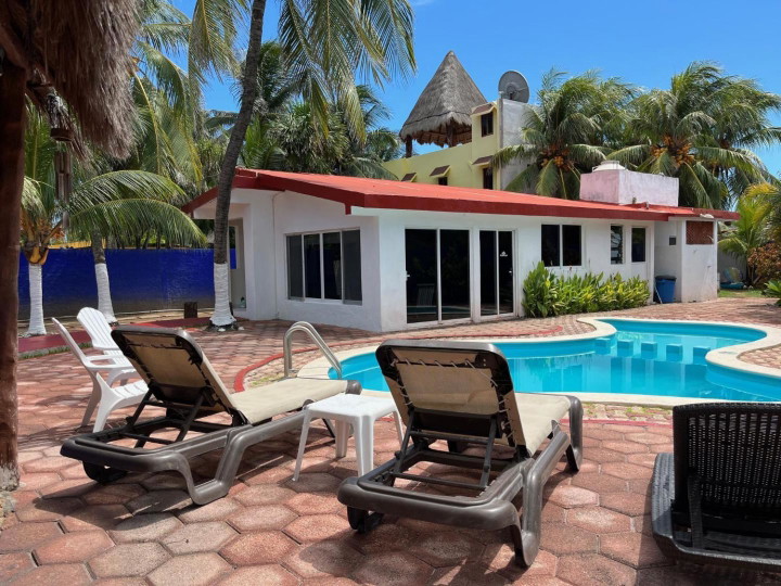 Family Home With Private Pool, Casa Palapa - Isla Mujeres