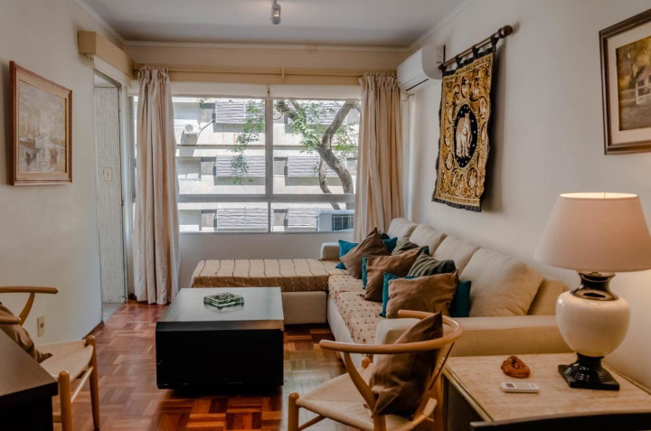 Excelente Apartamento Ubicado En El Corazón De Pocitos - Montevideo