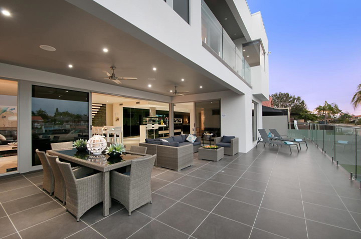 Waterfront Splendour - Gold Coast