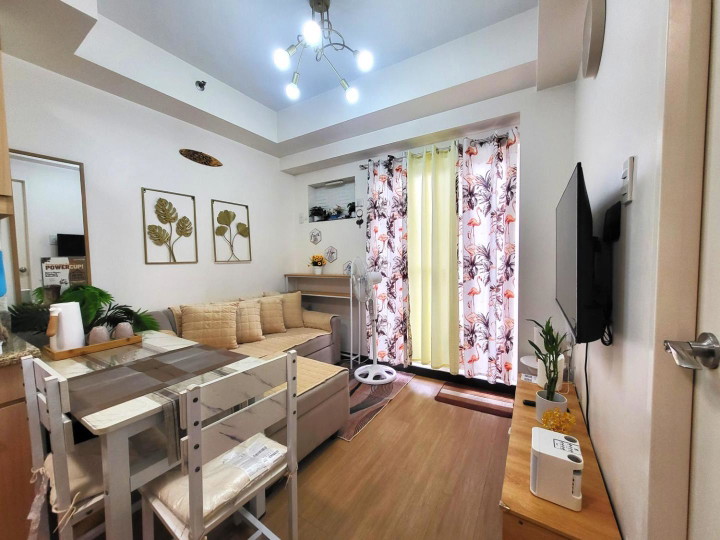 Sami's Cradle At The Celandine - Quezon City