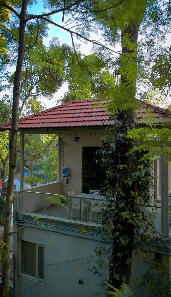 Alphineglow Hotel - Karnataka