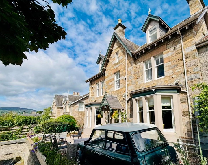 Carra Beag Guest House - Pitlochry