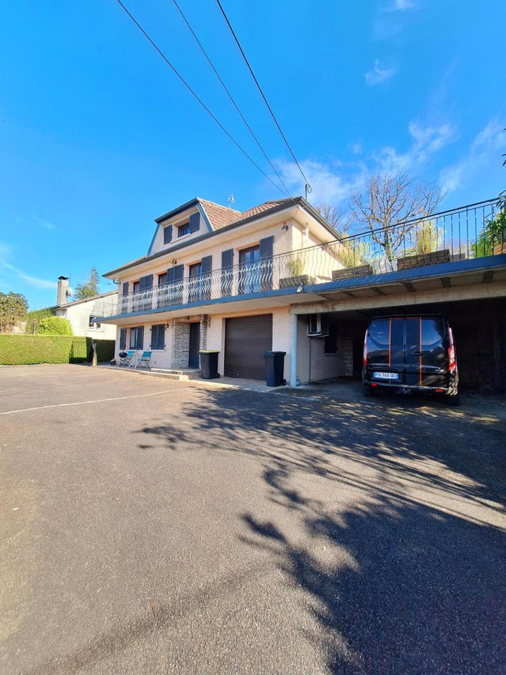Maison Climatisée Au Calme Proche Des Commerces - Baume-les-Dames