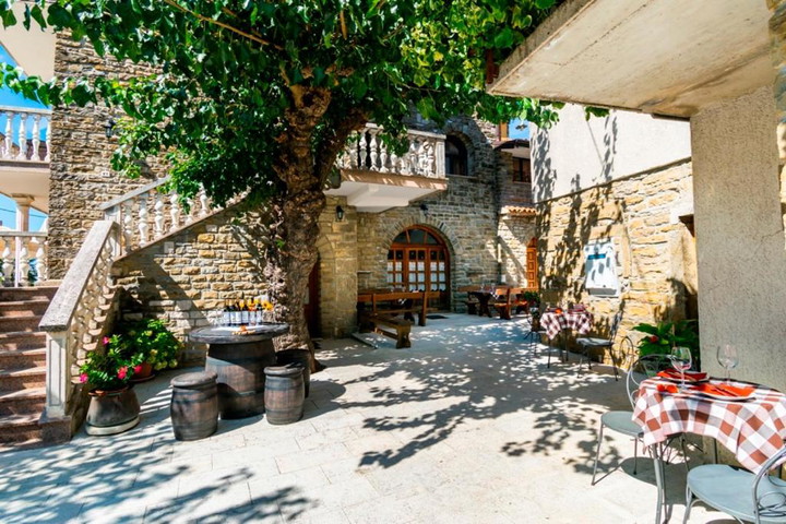 San Mauro Countryside Retreat With Restaurant & Wine Cellar - Croatie