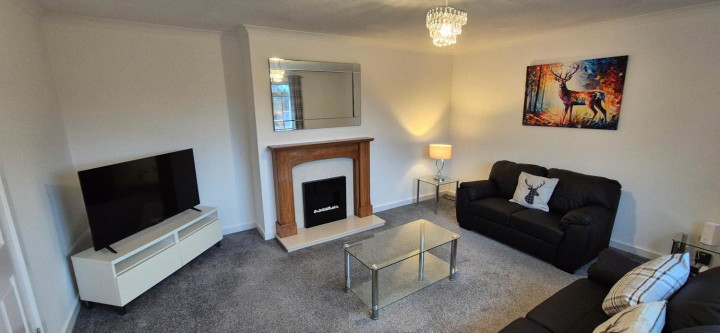 Stirling Apartment - Free Parking - Stirling