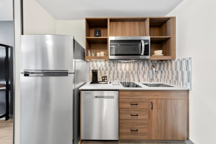 Everhome Suites San Bernardino - Loma Linda - Rialto, CA