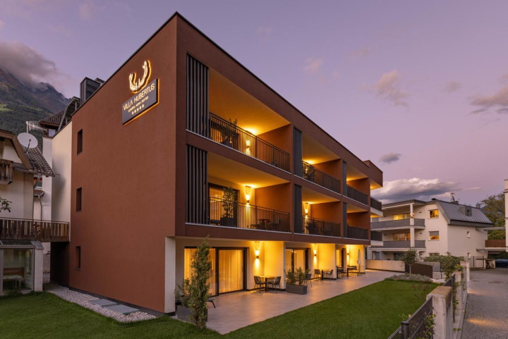 Villa Hubertus Luxuria Nova Suites - Adults Friendly - Lana