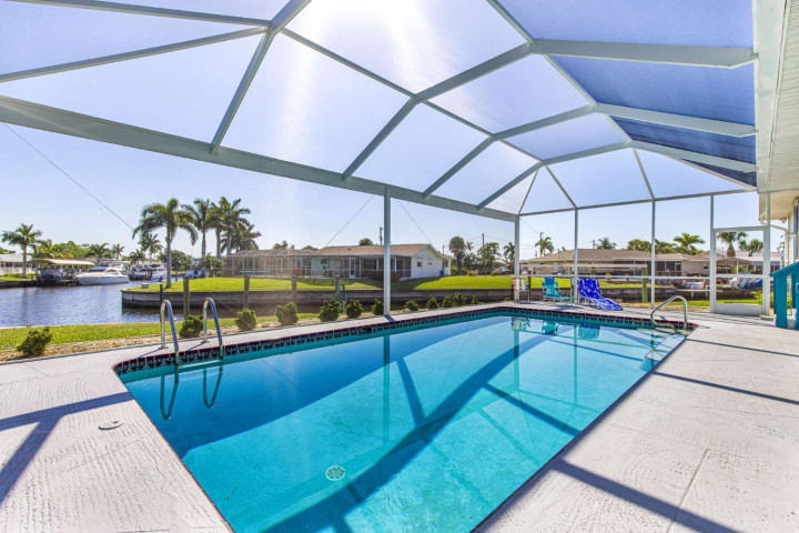 Lazy Palm Retreat Heated Pool Jacuzzi Gulf Canal - Fort Myers