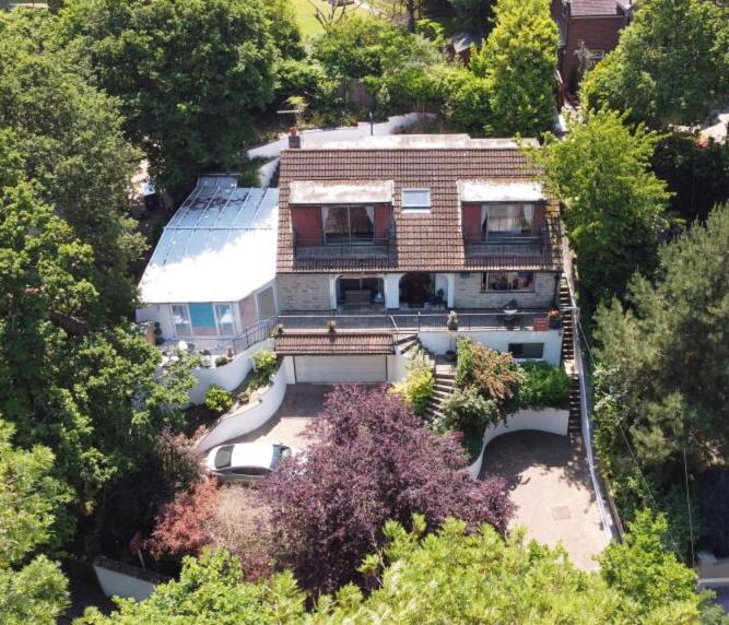 Indoor Heated Pool - Large Family Home - Sleeps 12 - Near Bournemouth Beach - Boscombe